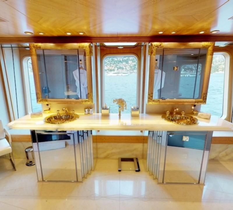 Yacht SPORT, Feadship | CHARTERWORLD Luxury Superyacht Charters